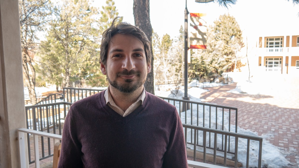 Tutor Spotlight: Mr. Appelbaum – The Johnnie Chair